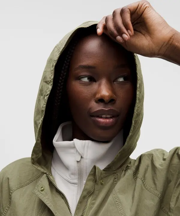 STRETCH LIGHT WEIGHT BLOUSON カーキ Ｌサイズ Lululemon Lightweight Woven Long Jacket - Bay Leaf | Editorialist